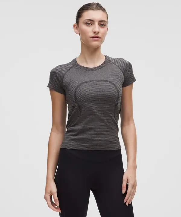 ヨガ・ピラティス lululemon Swiftly Tech ShortSleeve Shirt ヨガ・ピラティス lululemon Swiftly Tech ShortSleeve Shirt